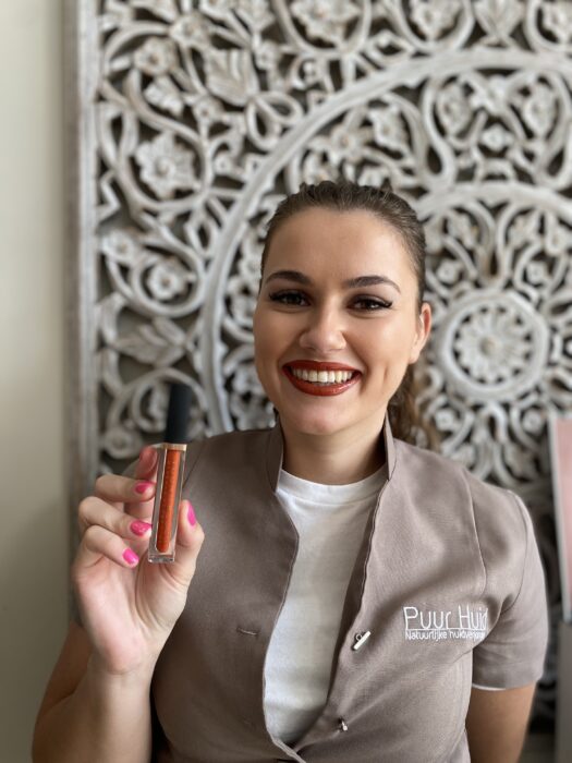 Youngblood Hydrating Liquid Lip Créme Matte: Perfecte Finish - Beste skincare producten voor ...